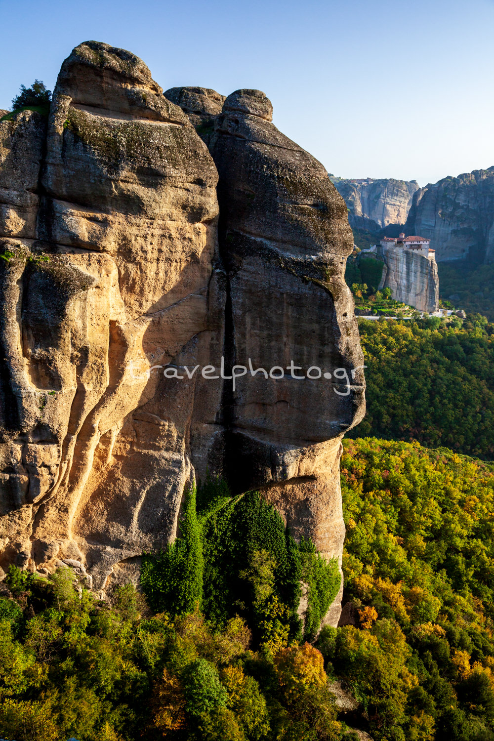 Μετέωρα : γεωλογικά και θρησκευτικά παγκόσμια μνημεία