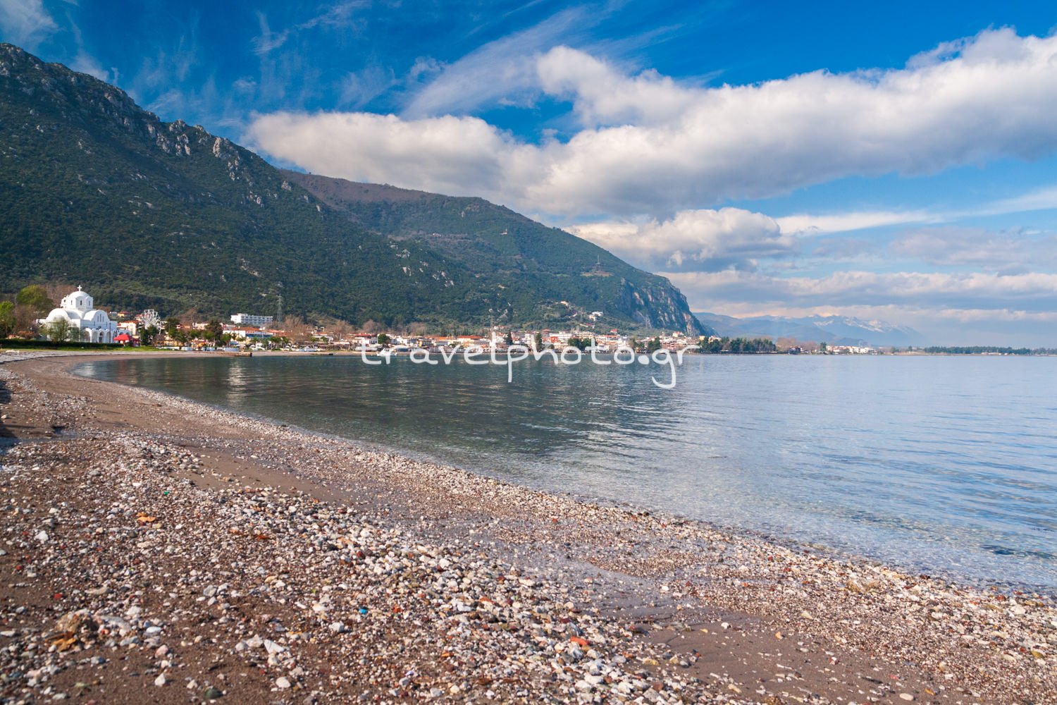 Καμένα Βούρλα και Άγιος Κωνσταντίνος